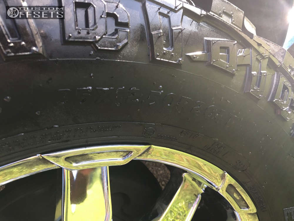 2007 Chevrolet Silverado 1500 with 20x9 18 Ultra Phantom and 35/12.5R20 ...