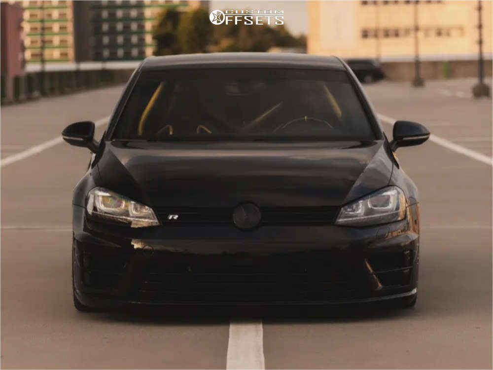 2016 Volkswagen Golf R with 20x8.5 50 BC Forged HCA382 and 225/30R20 ...