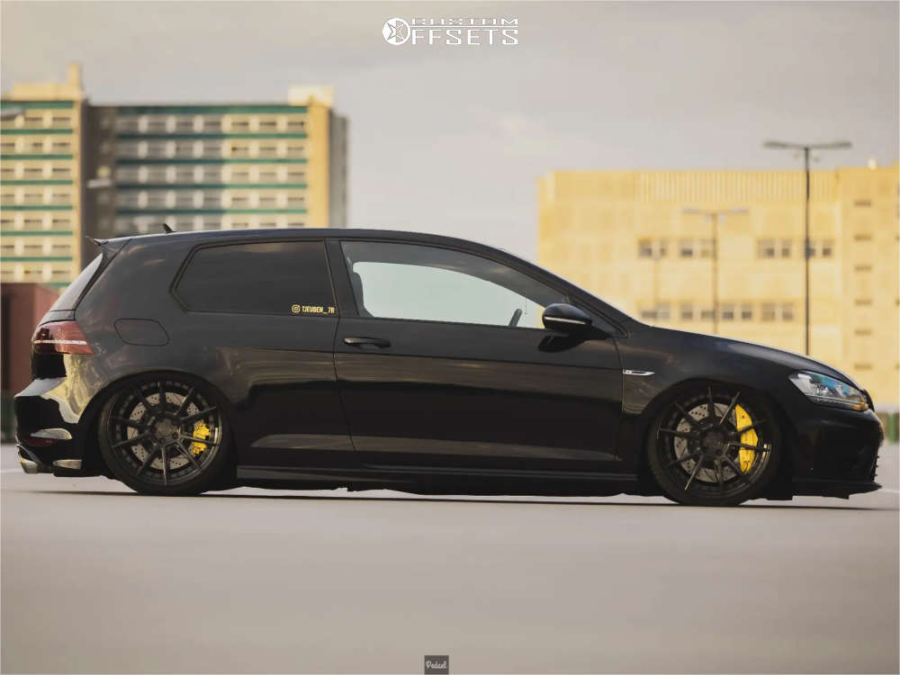 2016 Volkswagen Golf R with 20x8.5 50 BC Forged HCA382 and 225/30R20 ...