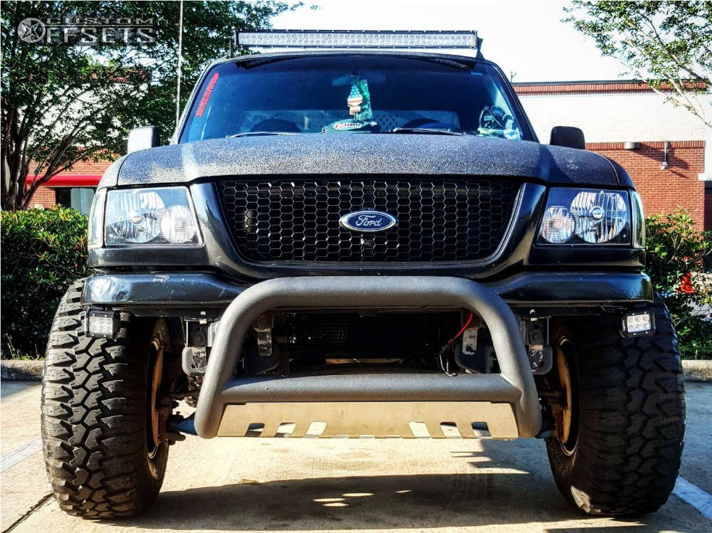 2001 Ford Ranger with 15x10 -43 Fuel Revolver and 33/12.5R15 Maxxis Big ...