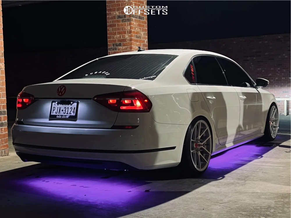 2016 Volkswagen Passat with 19x9.5 40 Avant Garde M510 and 235/35R19 ...