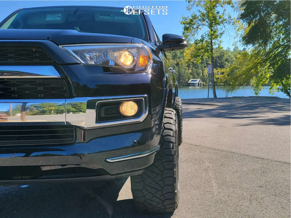 2017 Toyota 4Runner with 22x12 -51 ARKON OFF-ROAD Lincoln and 33/12 ...