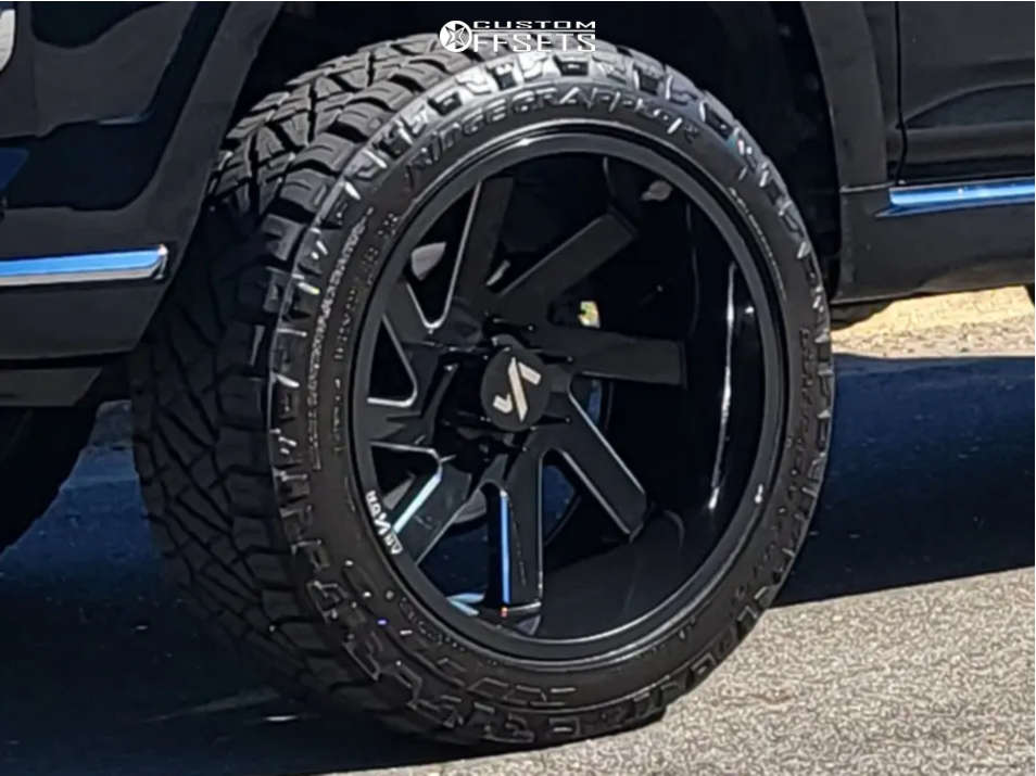 2017 Toyota 4Runner with 22x12 -51 ARKON OFF-ROAD Lincoln and 33/12 ...