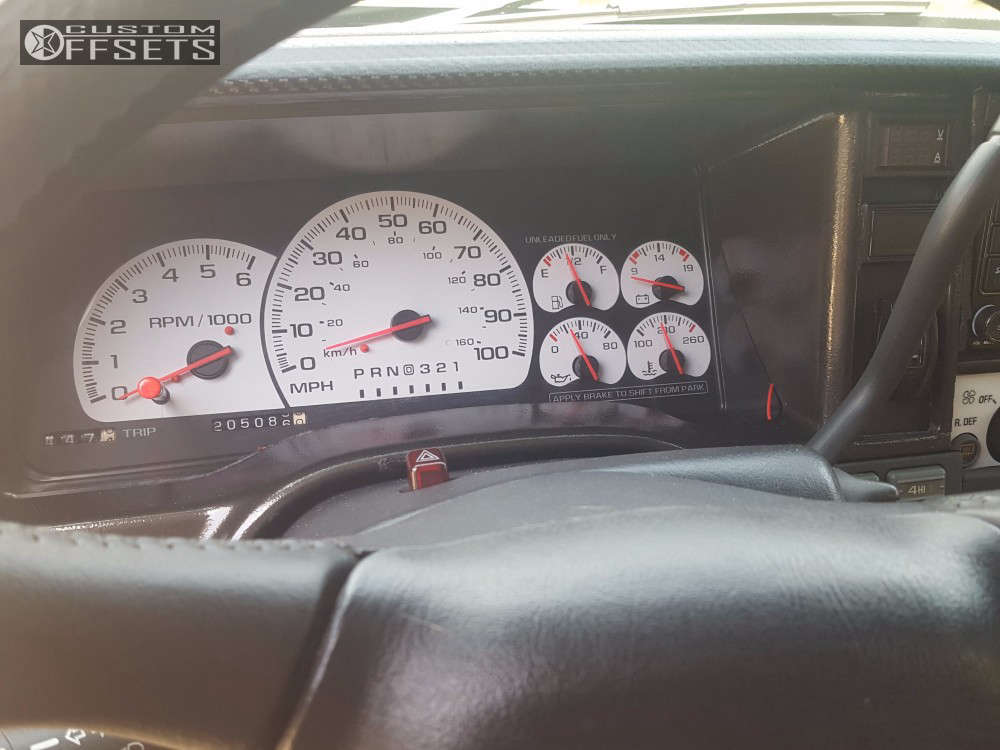 1999 GMC K1500 Suburban with 20x8.5 18 Motto Mt100 and 285/50R20 Cooper ...