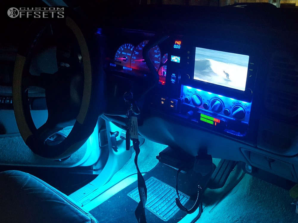 1999 GMC K1500 Suburban with 20x8.5 18 Motto Mt100 and 285/50R20 Cooper ...