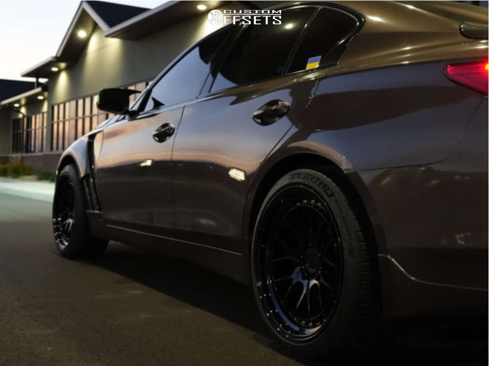 2015 INFINITI Q50 with 19x9.5 22 Aodhan DS06 and 235/40R19 Michelin ...