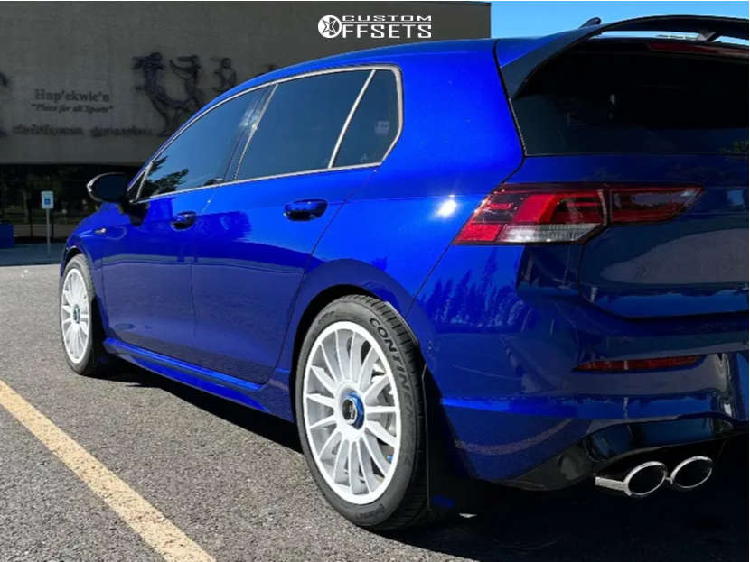 2022 Volkswagen Golf R with 18x8.5 35 Fifteen52 Podium and 245/40R18 ...