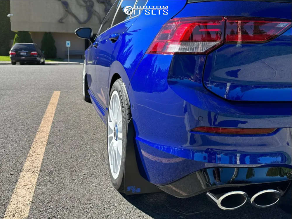 2022 Volkswagen Golf R with 18x8.5 35 Fifteen52 Podium and 245/40R18 ...