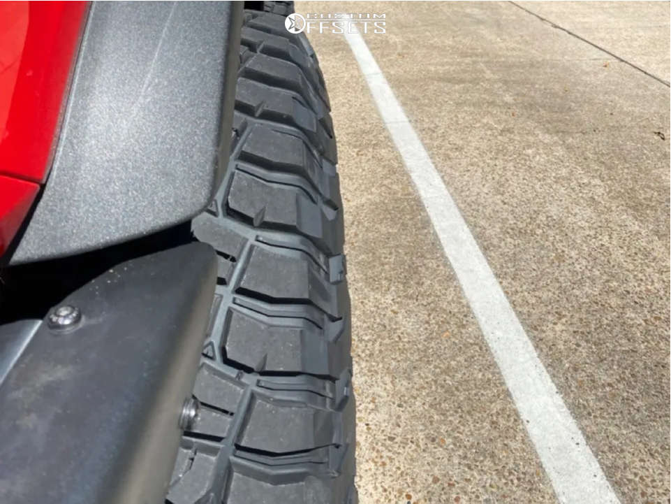 2021 Ford Bronco with 17x8.5 Black Rhino Primm and 37/12.5R17 ...