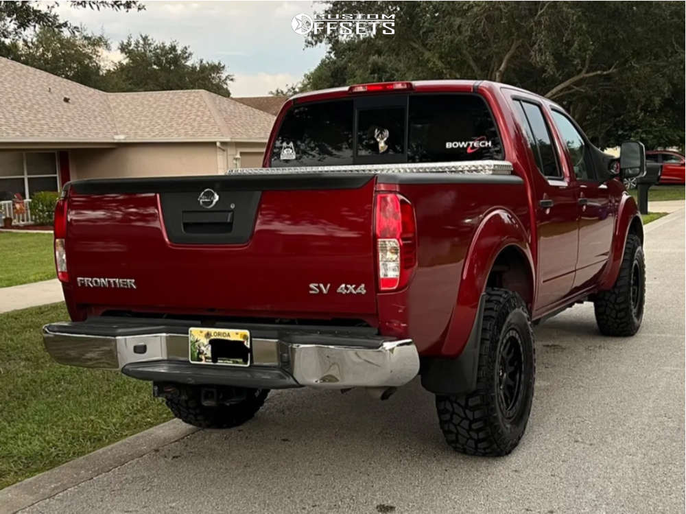 2018 Nissan Frontier with 16x8 15 Fuel Vector and 285/75R16 Cooper ...