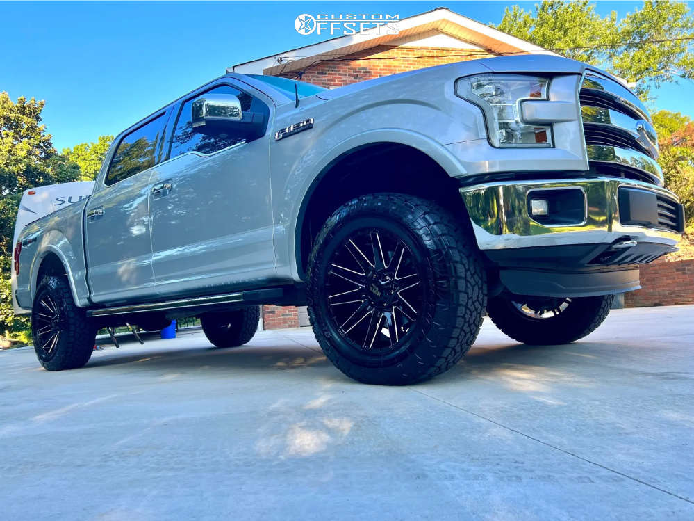 2015 Ford F-150 with 20x9 0 Moto Metal Mo998 and 275/65R20 Toyo Tires ...
