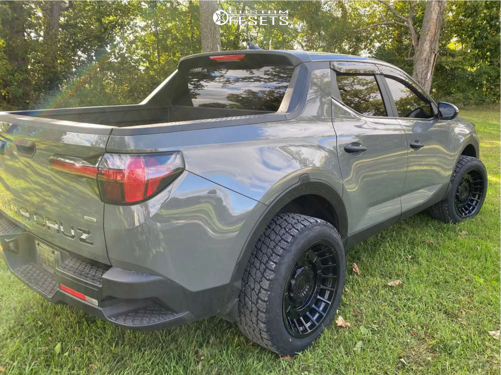 2022 Hyundai Santa Cruz with 20x10 -18 Fuel Militia and 265/50R20 Nitto ...