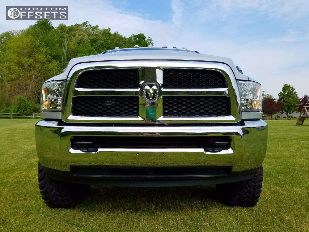 2017 Ram 2500 with 20x9 18 XD Xd128 and 35/12.5R20 Firestone ...