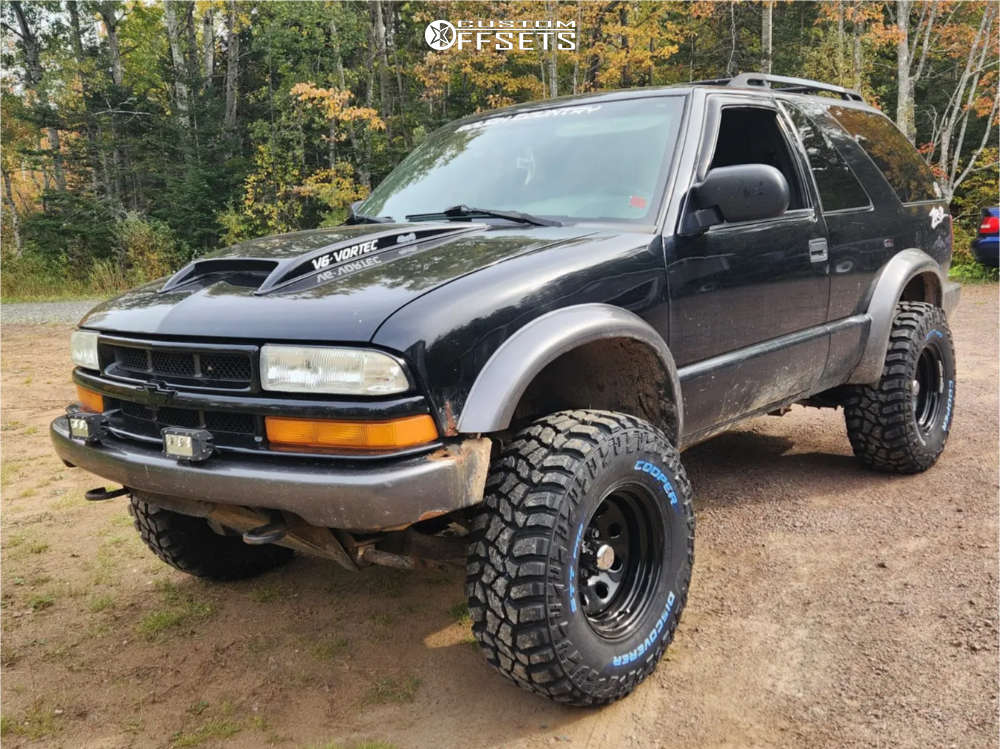 2005 Chevrolet Blazer with 15x8 -19 Vision Soft 8 and 32/11.5R15 Cooper ...