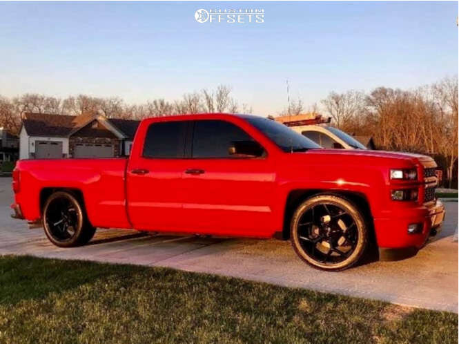 2014 Chevrolet Silverado 1500 with 22x10 30 MRR T228 and 305/45R22 ...