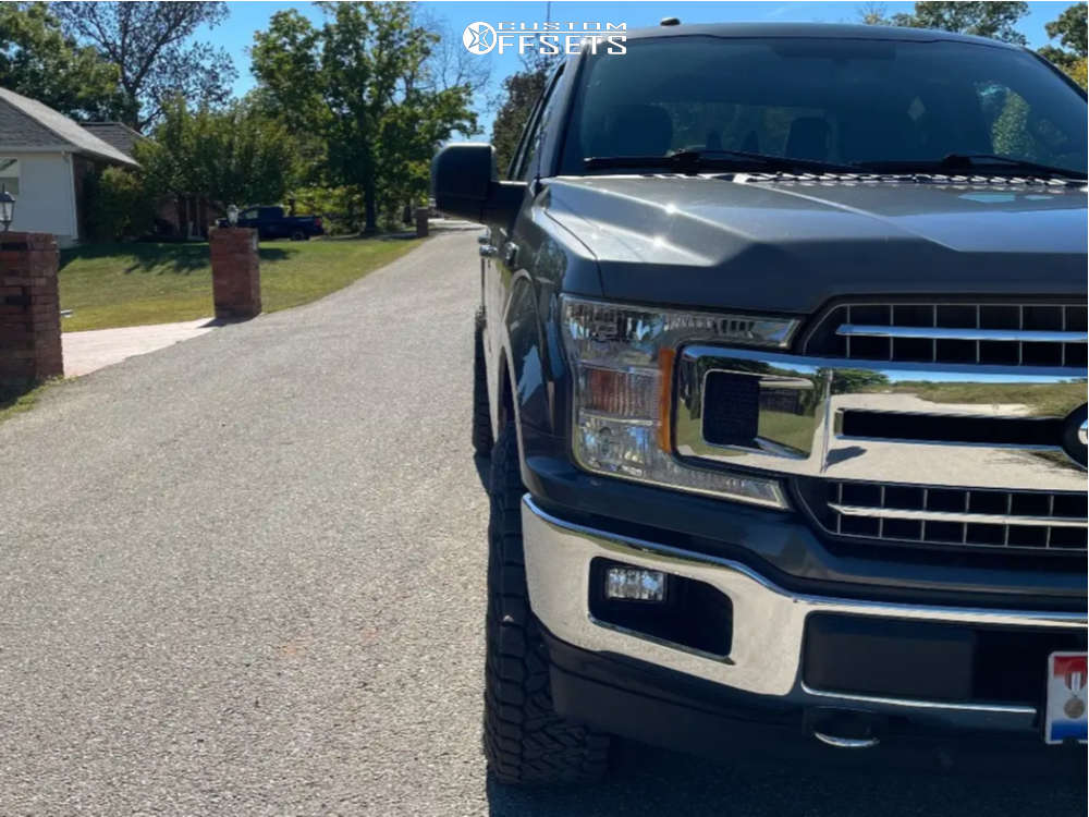 2018 Ford F-150 with 18x9 18 Method Mr316 and 295/70R18 Nitto Recon ...