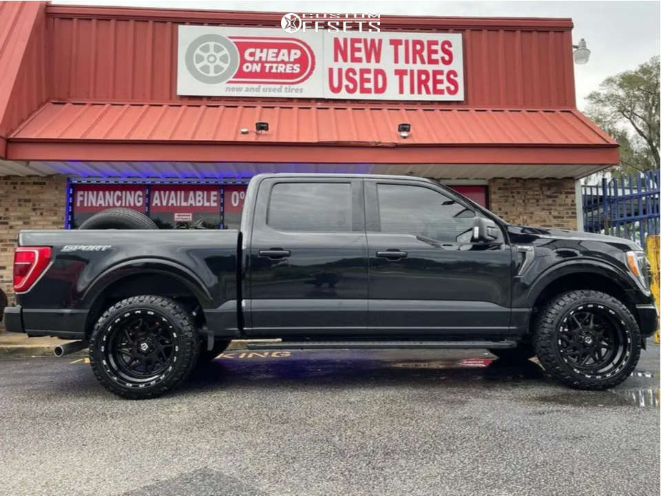 2021 Ford F-150 with 22x12 -44 TIS 552B and 33/12.5R22 Nitto Ridge ...