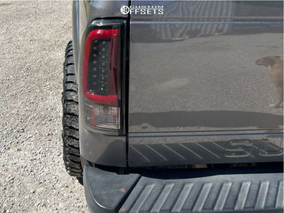 2013 Ford F-250 Super Duty with 20x10 -18 XD Xd857 and 35/12.5R20 ...