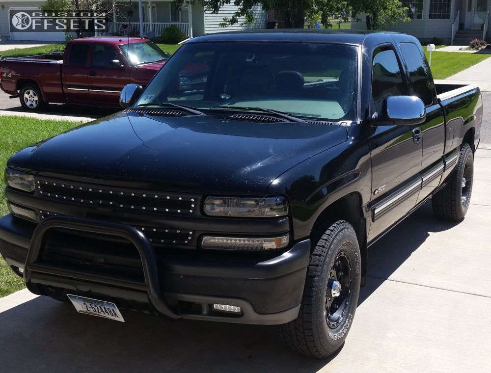 2000 Chevrolet Silverado 1500 with 16x8 0 XD Xd829 and 29/10.5R16 ...