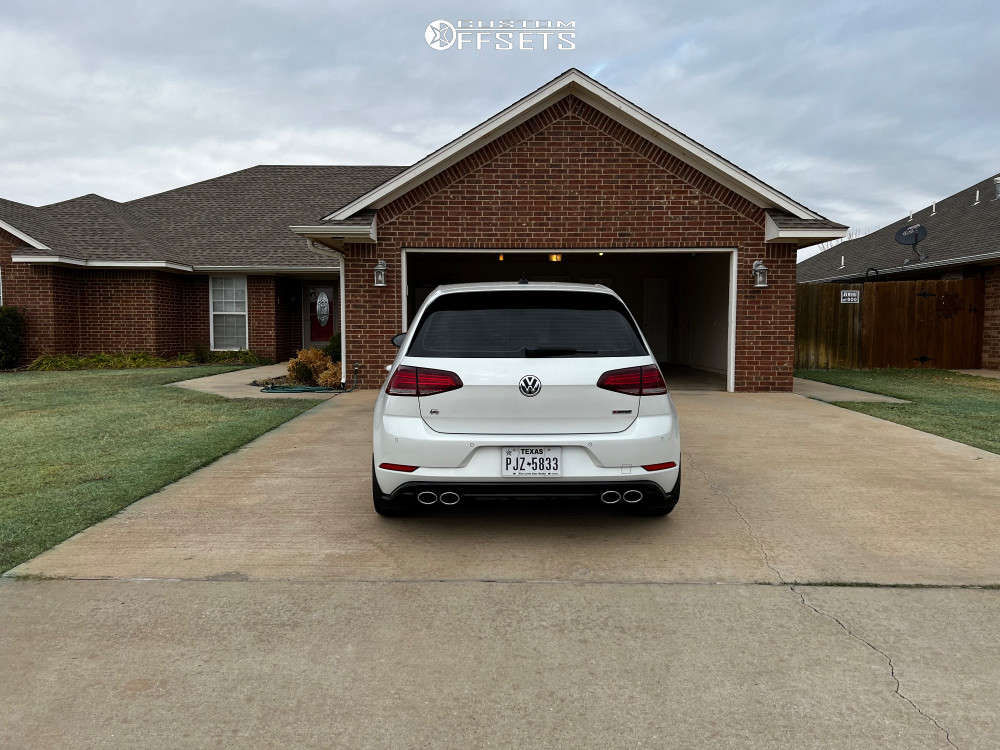 2019 Volkswagen Golf R with 18x8.5 45 Neuspeed RSe12 and 245/40R18 ...
