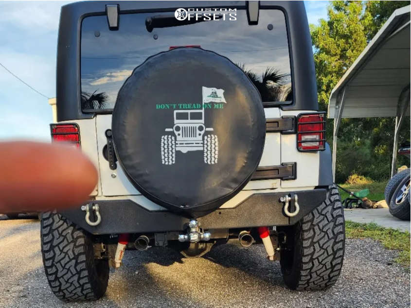 2016 Jeep Wrangler with 22x12 -44 Karma Offroad K27 and 35/12.5R22 ...