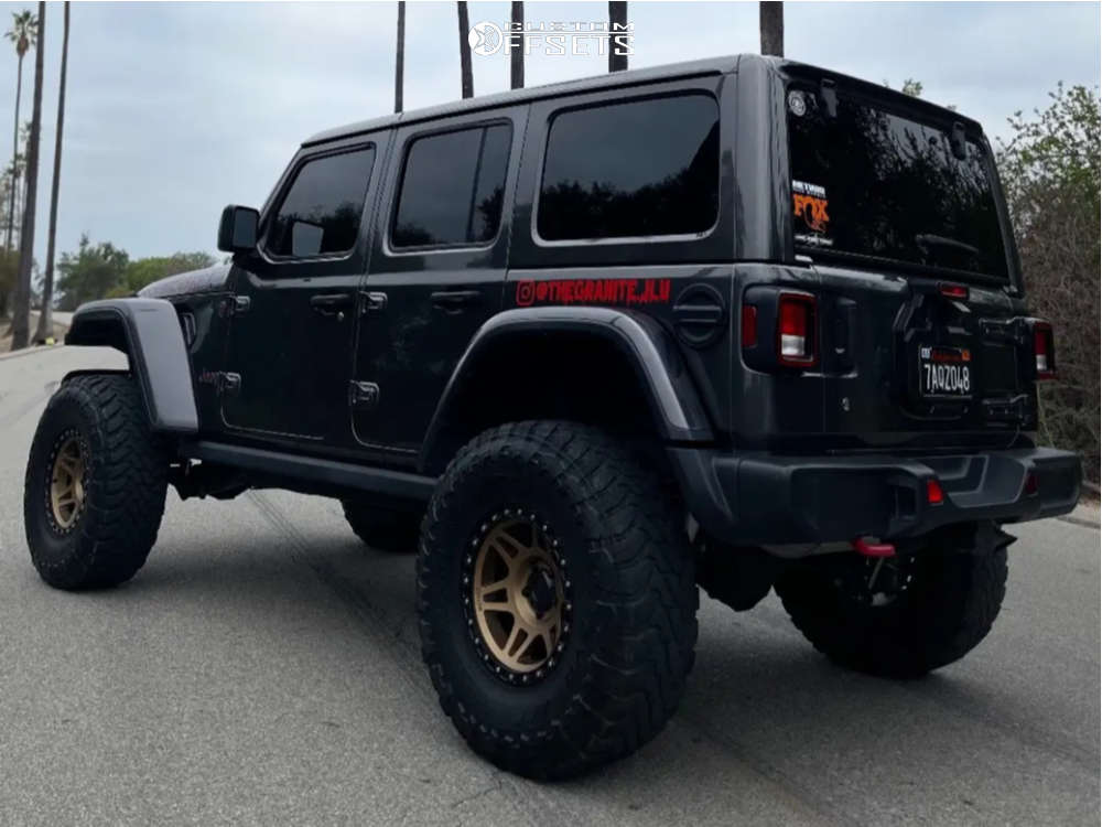 2018 Jeep Wrangler with 17x9 -12 Method Mr312 and 37/12.5R17 Toyo Tires ...