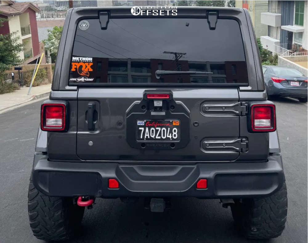 2018 Jeep Wrangler with 17x9 -12 Method Mr312 and 37/12.5R17 Toyo Tires ...