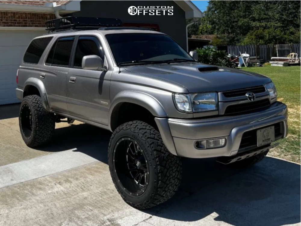 2002 Toyota 4Runner with 20x12 -51 Hardrock Overdrive and 33/12.5R20 ...