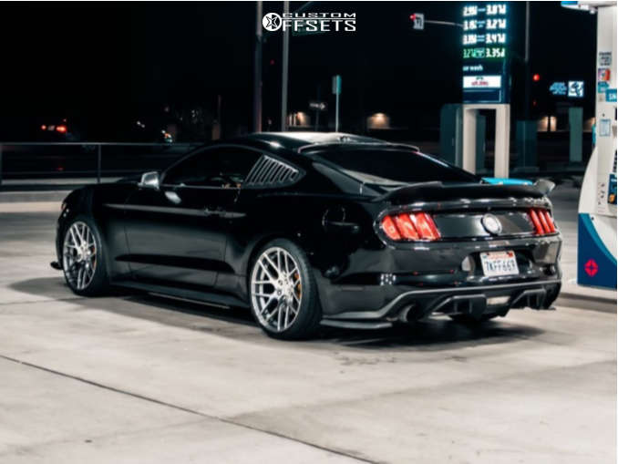 2015 Ford Mustang with 20x9 35 Element El006 and 245/35R20 Toyo Tires ...