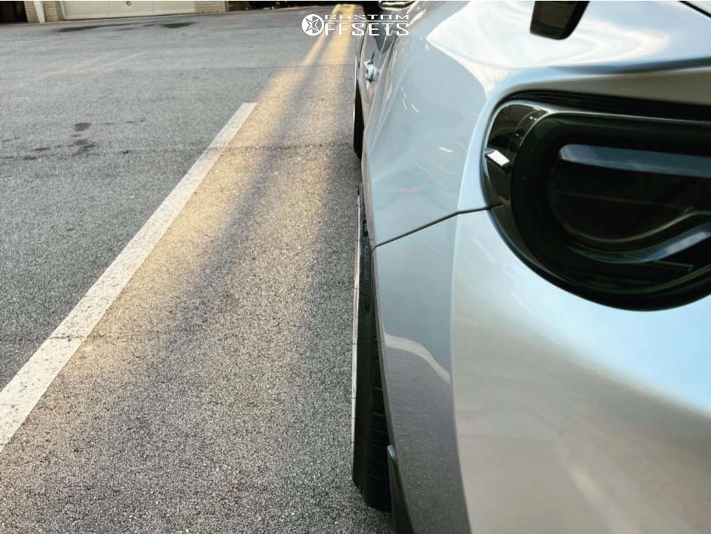 2018 Toyota 86 with 18x9.5 23 Work Vs Xx and 225/40R18 Michelin Pilot ...