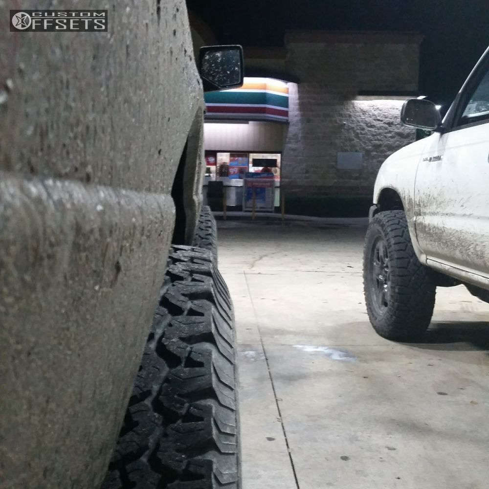 2010 Ford Ranger with 15x10 -38 Cragar D Window and 33/12.5R15 ...