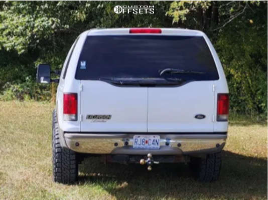 2002 Ford Excursion with 20x12 -44 Hostile Sprocket and 275/55R20 ...
