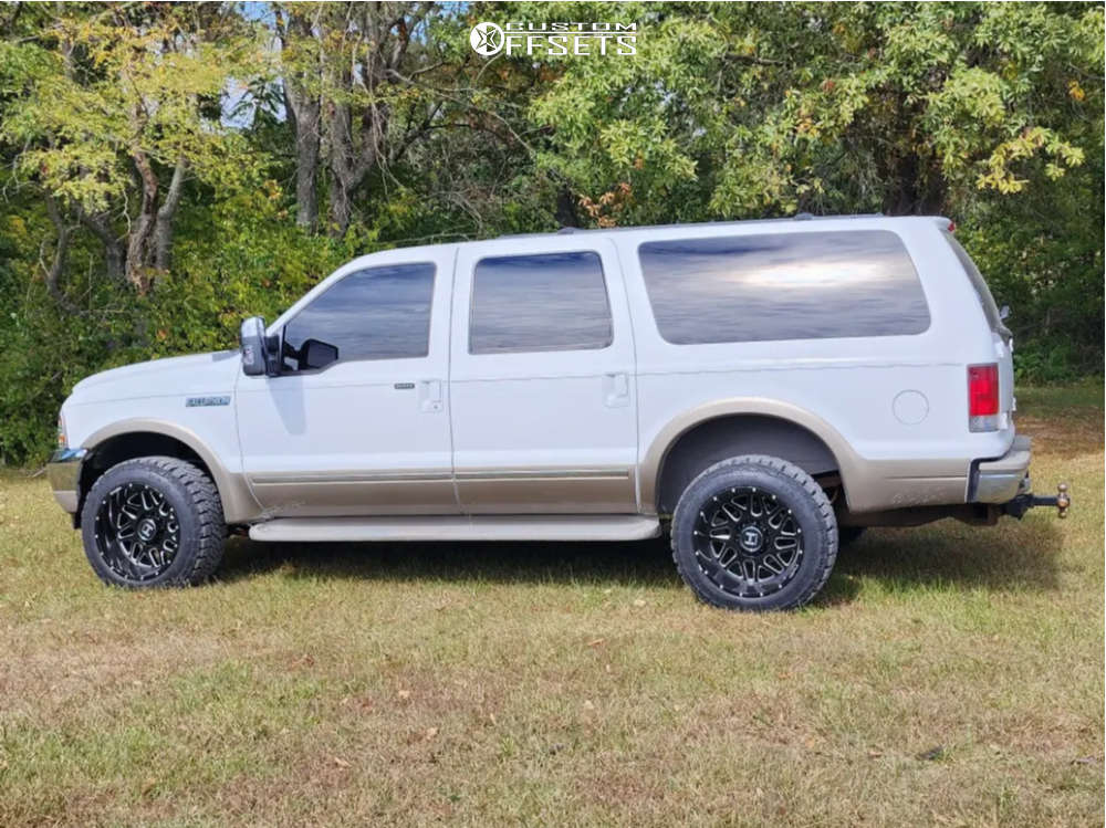 2002 Ford Excursion with 20x12 -44 Hostile Sprocket and 275/55R20 ...