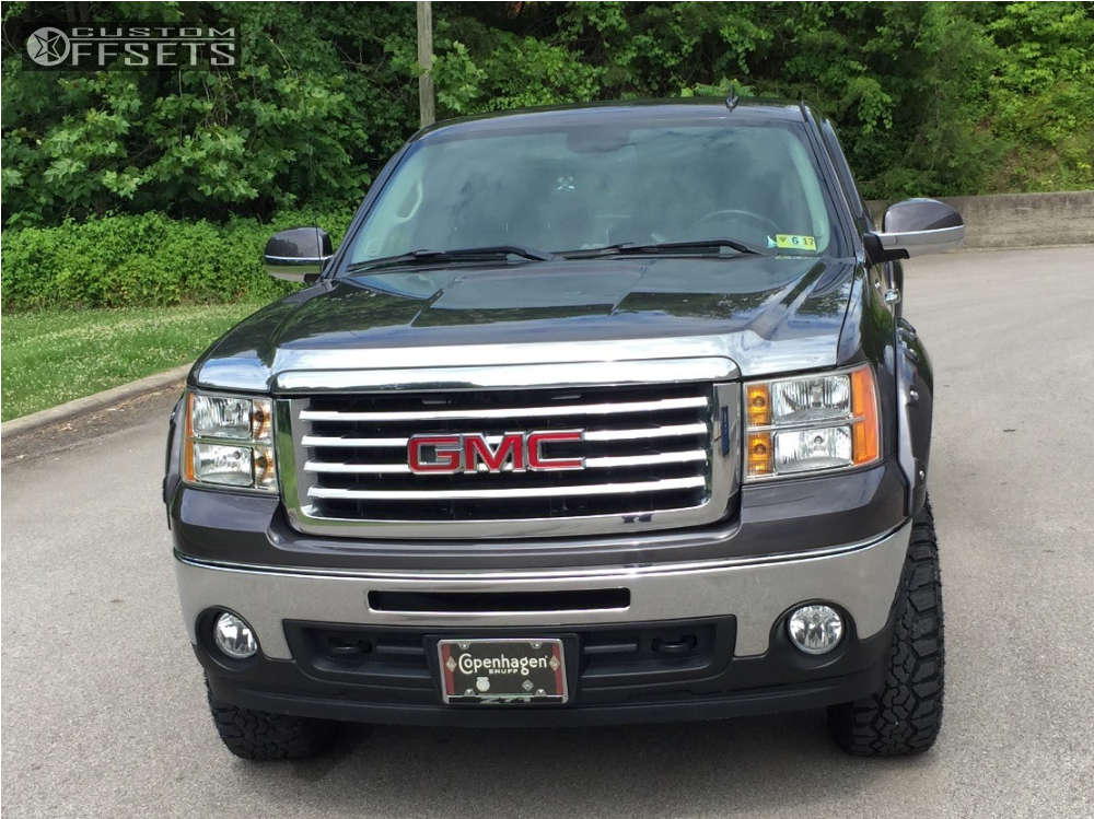 2011 GMC Sierra 1500 with 20x9 -12 TIS 535MB and 275/65R20 Kanati Trail ...