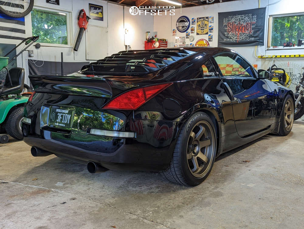 2003 Nissan 350Z with 18x9.5 24 AVID1 Av6 and 245/40R18 Continental ...
