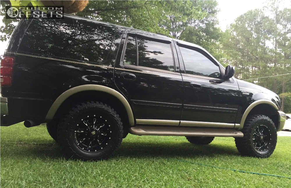 2000 Ford Expedition with 17x9 12 Ballistic Scythe and 33/12.5R17 ...