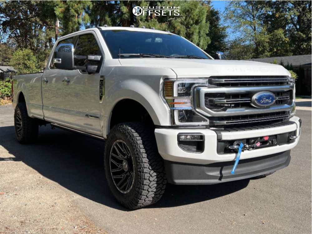 2022 Ford F-350 Super Duty with 20x10 -19 TIS 554BM and 35/12.5R20 ...