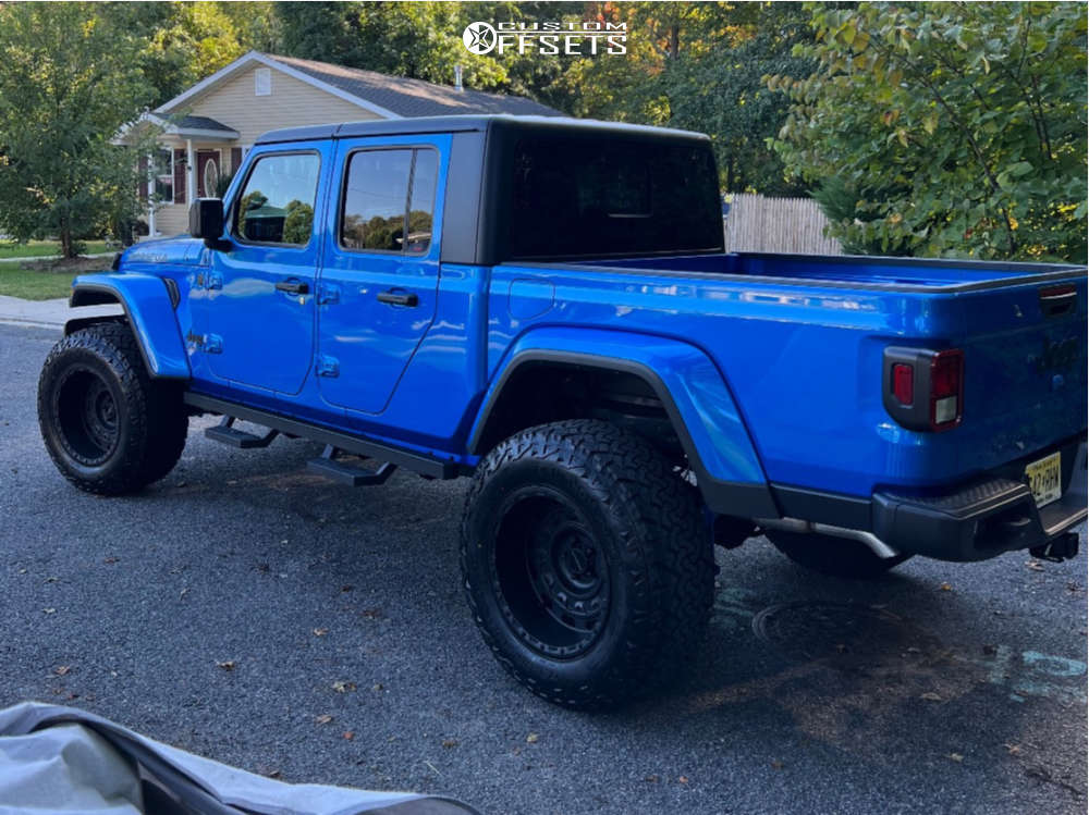 2022 Jeep Gladiator with 20x12 -44 Vision Tactical and 37/13.5R20 Venom ...
