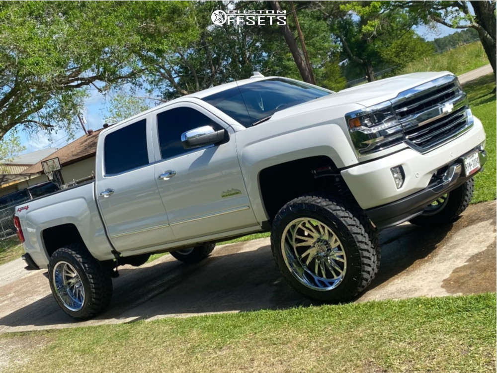 2018 Chevrolet Silverado 1500 with 22x12 -45 Tuff T2a and 35/12.5R22 ...