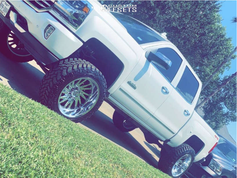 2018 Chevrolet Silverado 1500 with 22x12 -45 Tuff T2a and 35/12.5R22 ...