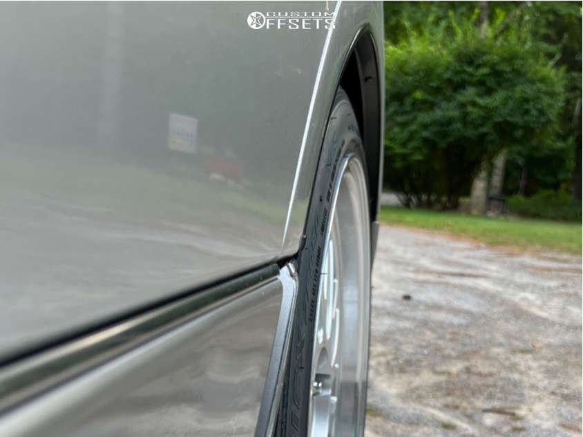 2000 Lexus LS400 with 18x8 35 Vors Vr8 and 225/40R18 Falken Ziex Ze950 ...