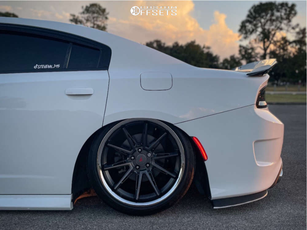 2019 Dodge Charger with 20x9 15 Ferrada Cm2 and 245/40R20 Vercelli ...