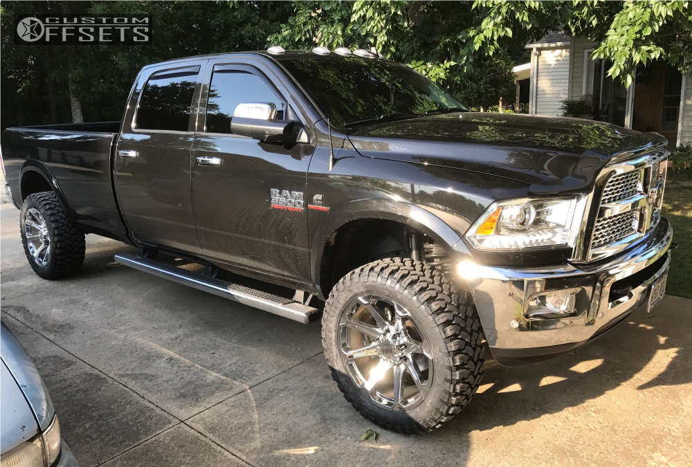 2016 Ram 3500 with 22x10 -20 Tuff T05 and 35/12.5R22 Free Passer CT404 ...
