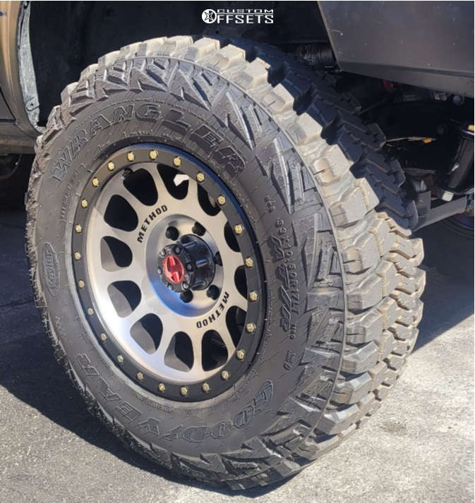 1987 Toyota 4Runner with 17x8.5 0 Method Mr305 and 33/10.5R17 Goodyear ...