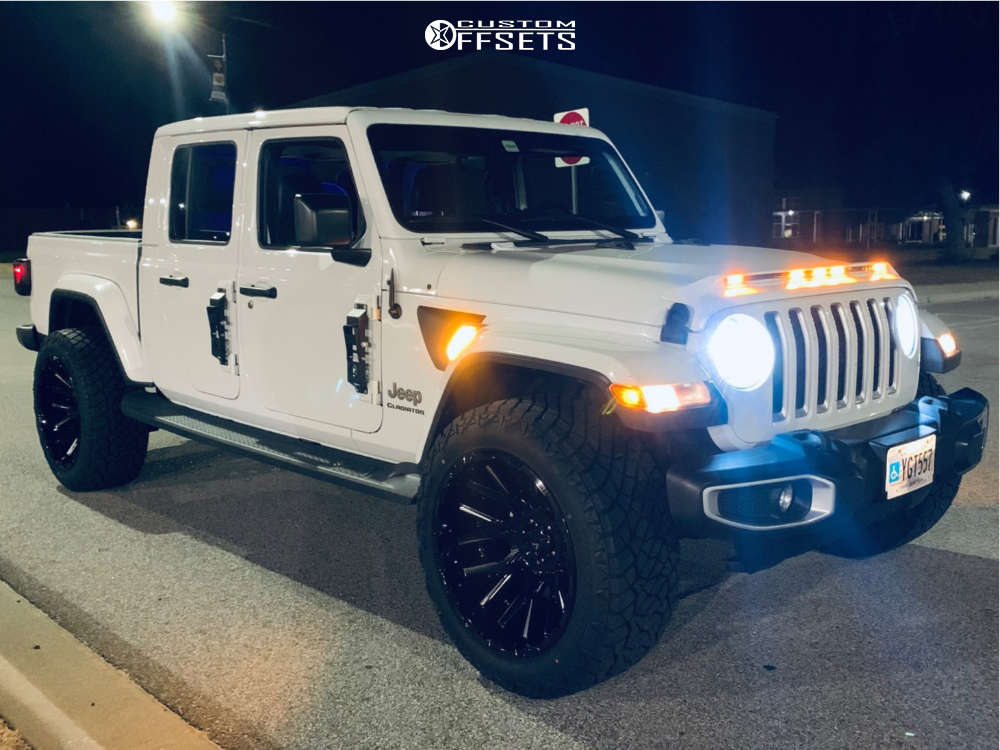 2020 Jeep Gladiator with 22x12 -44 V-Rock Recoil and 35/12.5R22 ...