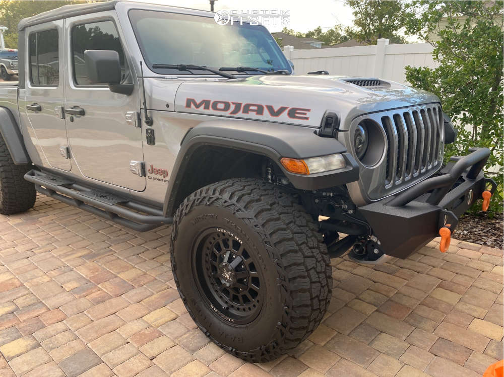 2021 Jeep Gladiator with 17x9 -12 Luxxx HD Lhd33 and 35/12.5R17 Mickey ...