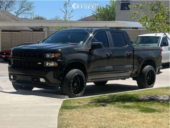 2020 Chevrolet Silverado 1500 with 22x12 -44 TIS 544BM and 285/40R22 ...