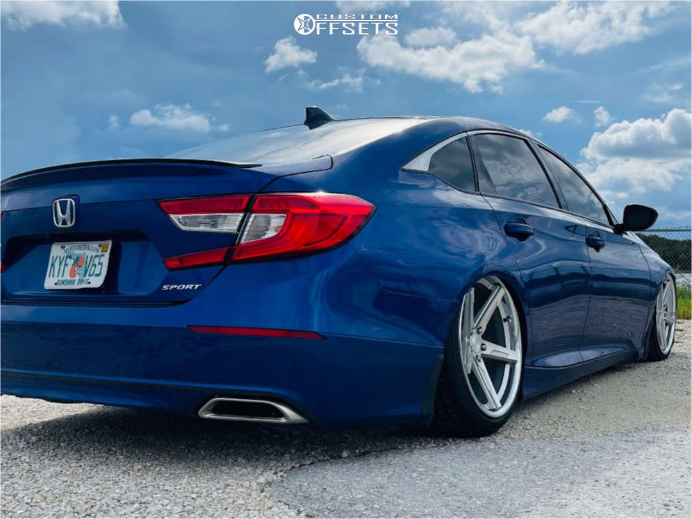 2021 Honda Accord with 20x9 15 Vertini Rfs1.7 and 235/35R20 Lexani Lx-twenty and Air Suspension ...