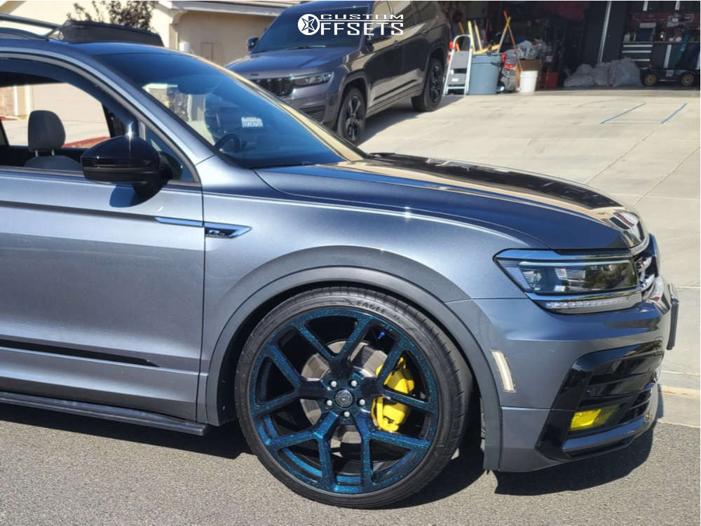 2020 Volkswagen Tiguan with 22x10 30 Neuspeed Rse103 and 265/35R22 ...