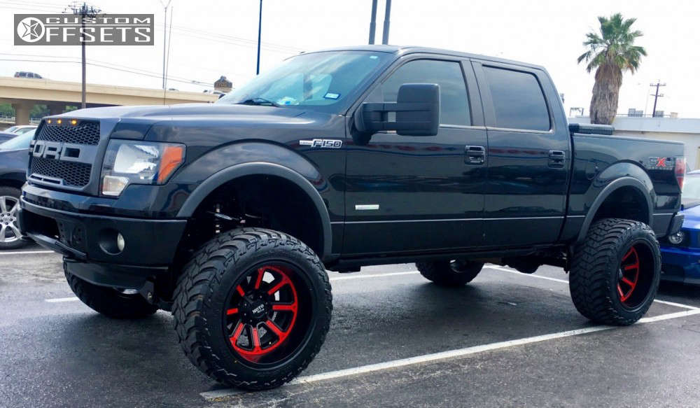 2011 Ford F-150 with 22x14 -76 Moto Metal Mo984 and 37/13.5R22 AMP Mud ...